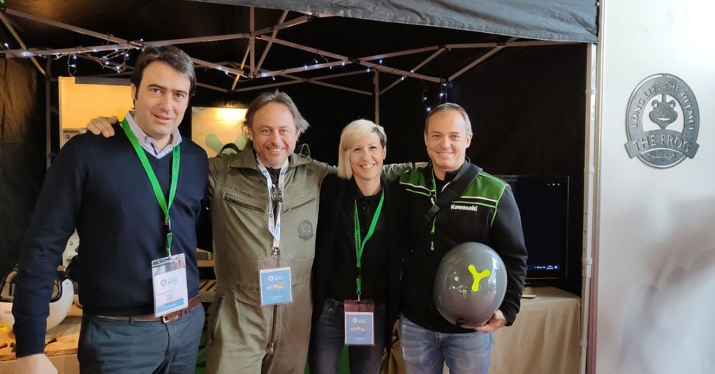 kawasaki-the-frog-helmet-motorcycle - The Frog Helmet